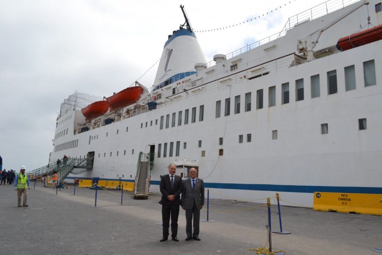 Presidente asistió a inauguración de Barco Logos Hope | Coemco ...